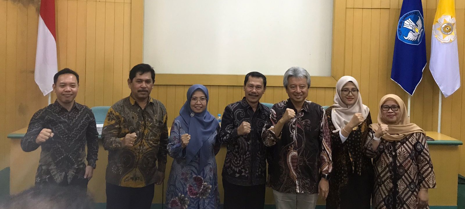 Benchmarking (Studi Petik) KPM ke UGM: “Akreditasi Internasional dan Sistem Penjaminan Mutu ...
